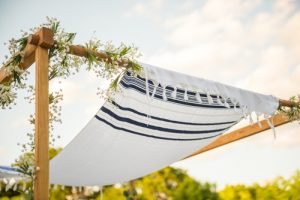 How To Create A Cozy Outdoor With Canopy? - Singapore Awning